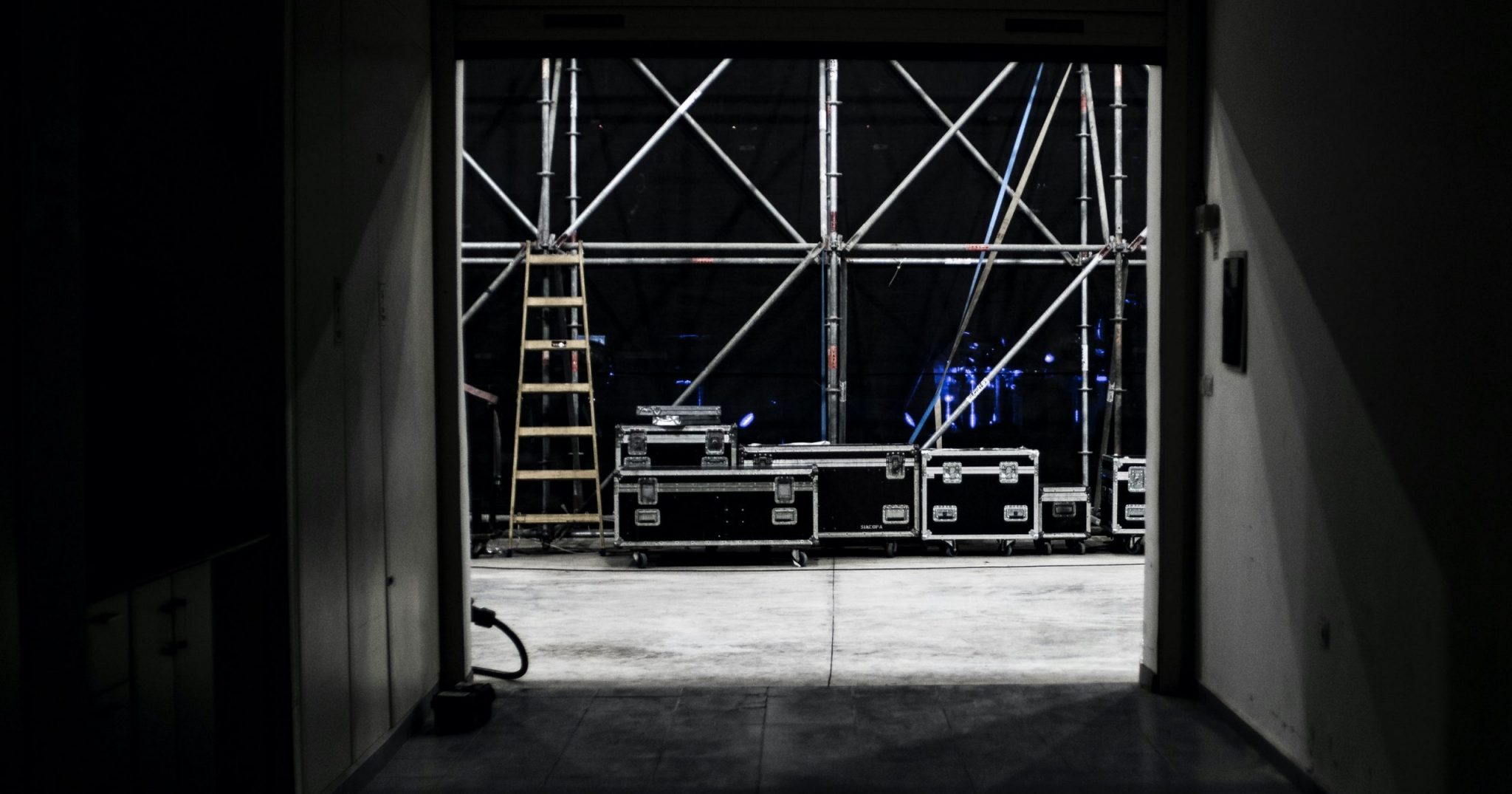 Comment devenir roadie de concert et partir en tournée avec un groupe ...